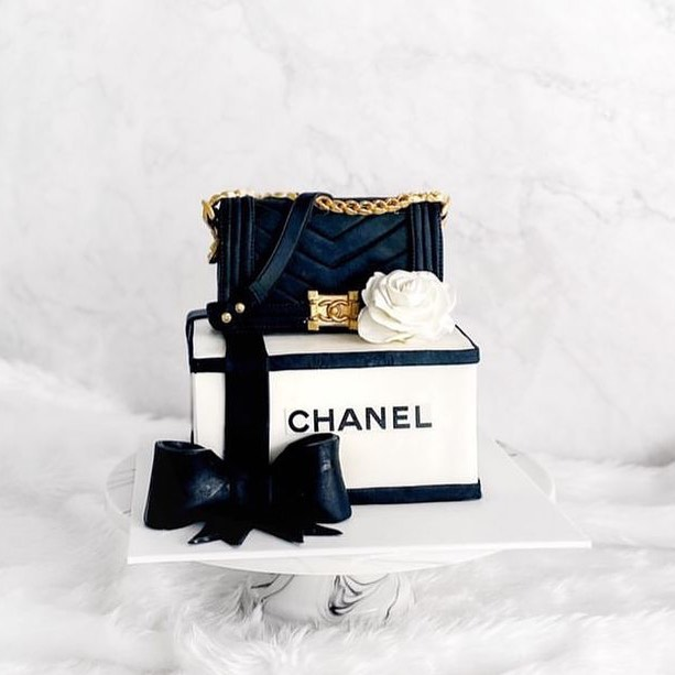 Lisse Cakes: Luxury Handbag-Inspired Cakes In Singapore With Customisation