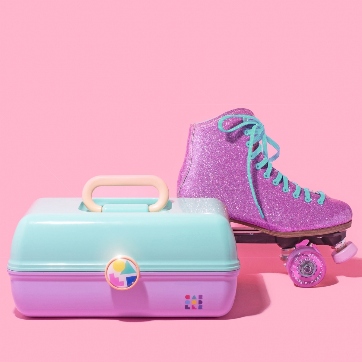 These Retro Pastel Caboodles Are A Great Way To Organise Your Makeup ...