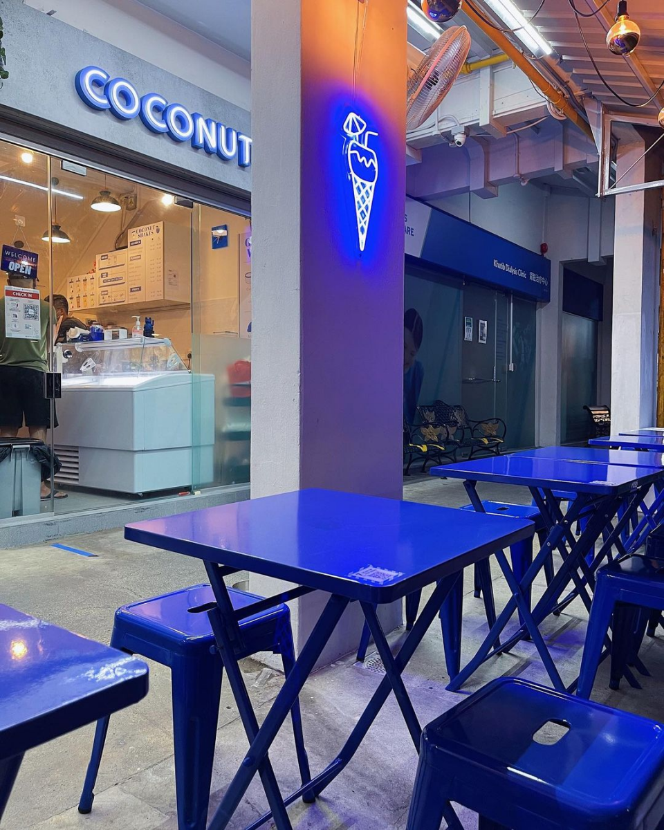Coconuto: Singapore's First Coconut Specialty Cafe, Open Till 2AM
