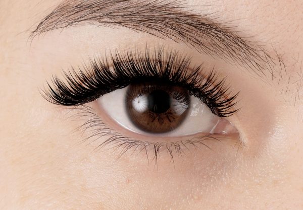 Eyelash Extensions: 5 Good & Affordable Salons To Visit