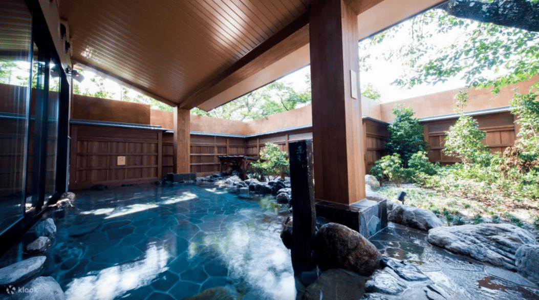 Japan Travel: 7 Best Things To Do During Autumn & Winter Seasons