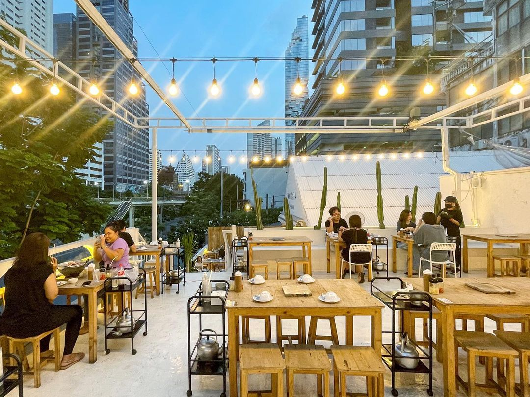 Everyday Mookrata Bangkok Review: Aesthetic Mookata Joint w/ Cafe Vibes ...