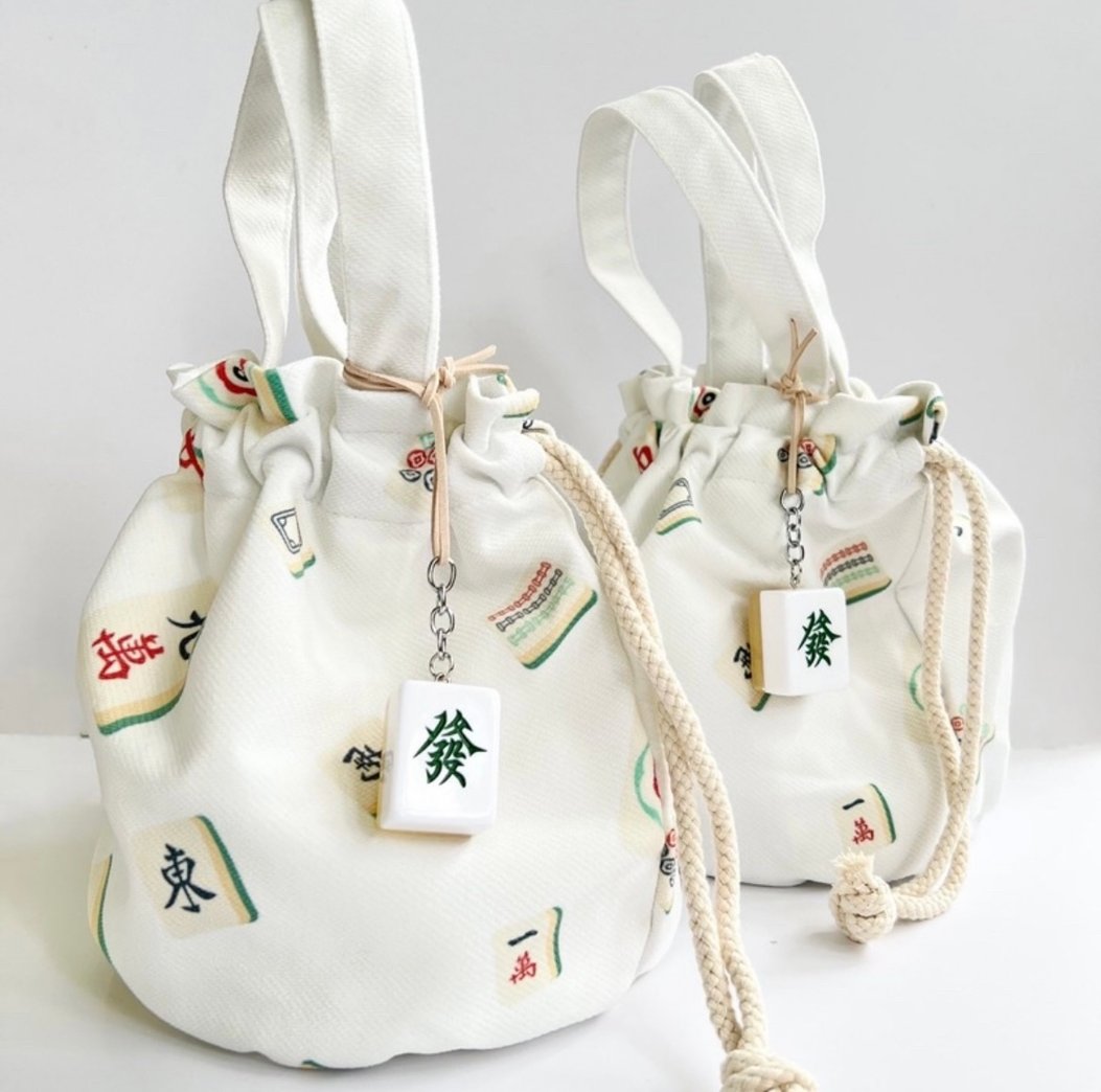 7 Stylish CNY Orange Carrier Bags in Singapore