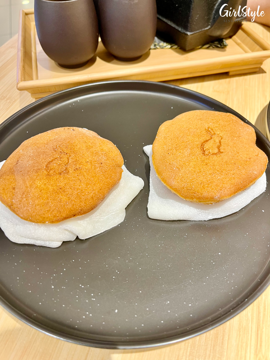 Café Usagi TOKYO Review: Mochi Waffles, Matcha, Bunny Bread