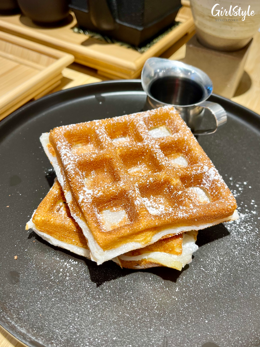 Café Usagi TOKYO Review: Mochi Waffles, Matcha, Bunny Bread