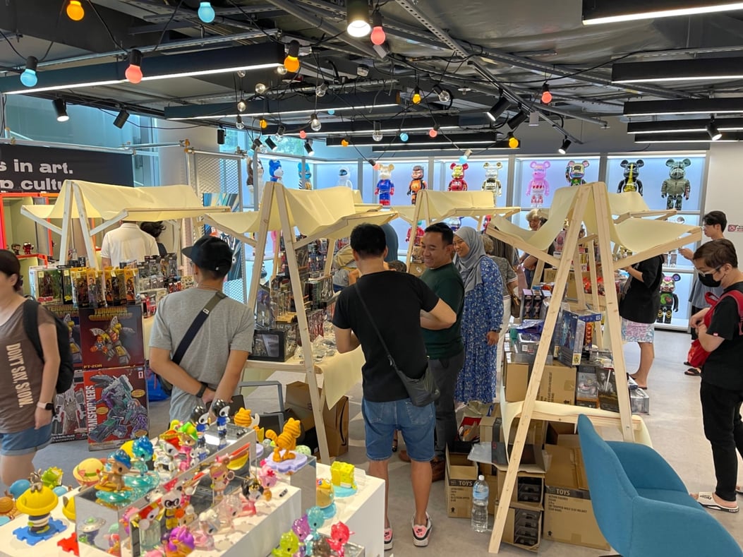 New Creative Space CO PLAY Has Art Demonstrations, Rare Collectibles ...