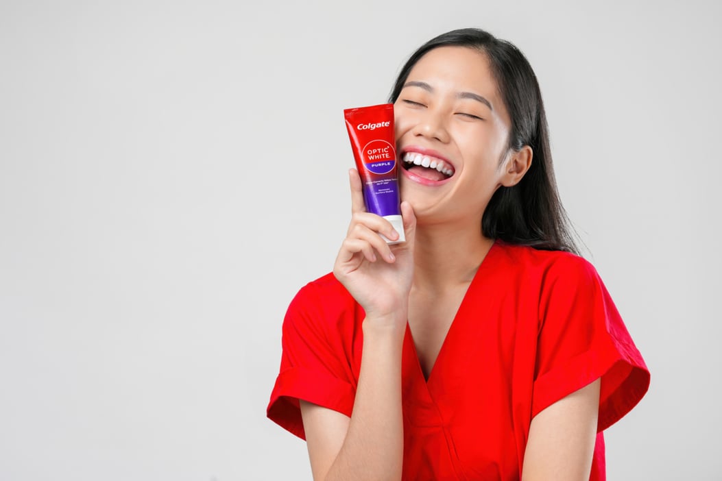 Purple Colour-Correcting Toothpaste Is The Beauty Hack We’re Not ...