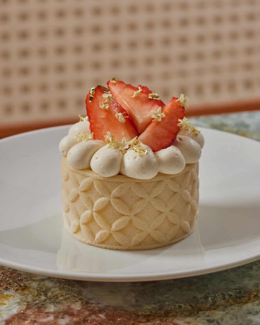 LV The Place Bangkok: Louis Vuitton Restaurant, Café & Store