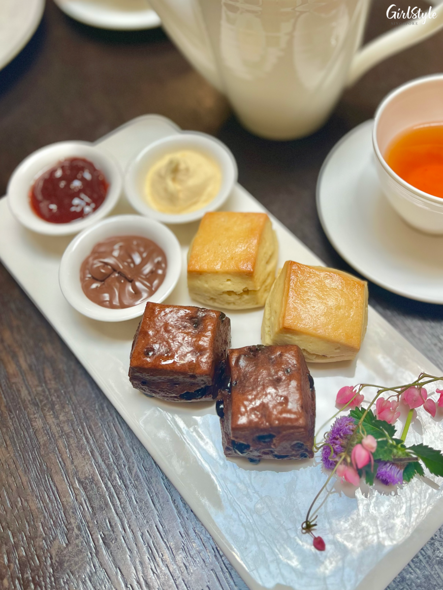 Chocolate-Themed Afternoon Tea At Portman's Bar