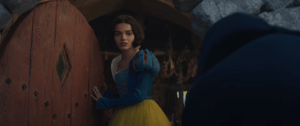Disney Unveils New 'Snow White' Trailer