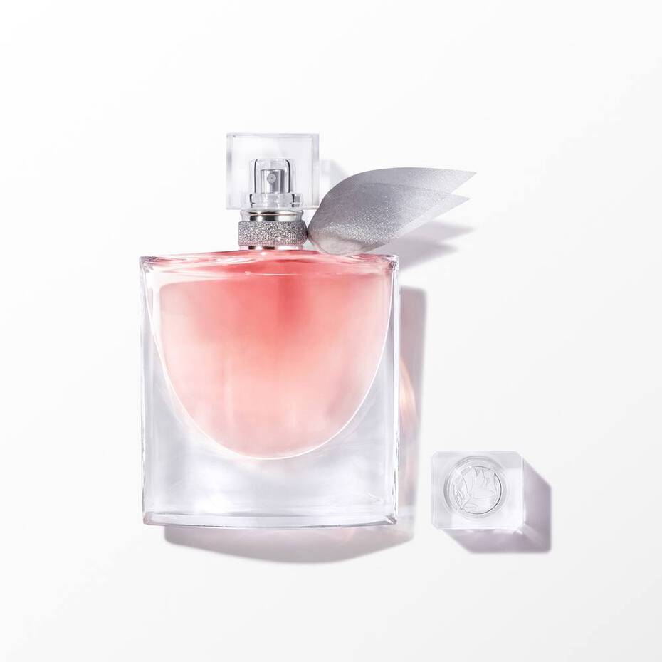 8 Best Floral Perfumes For Floral-Loving Girls